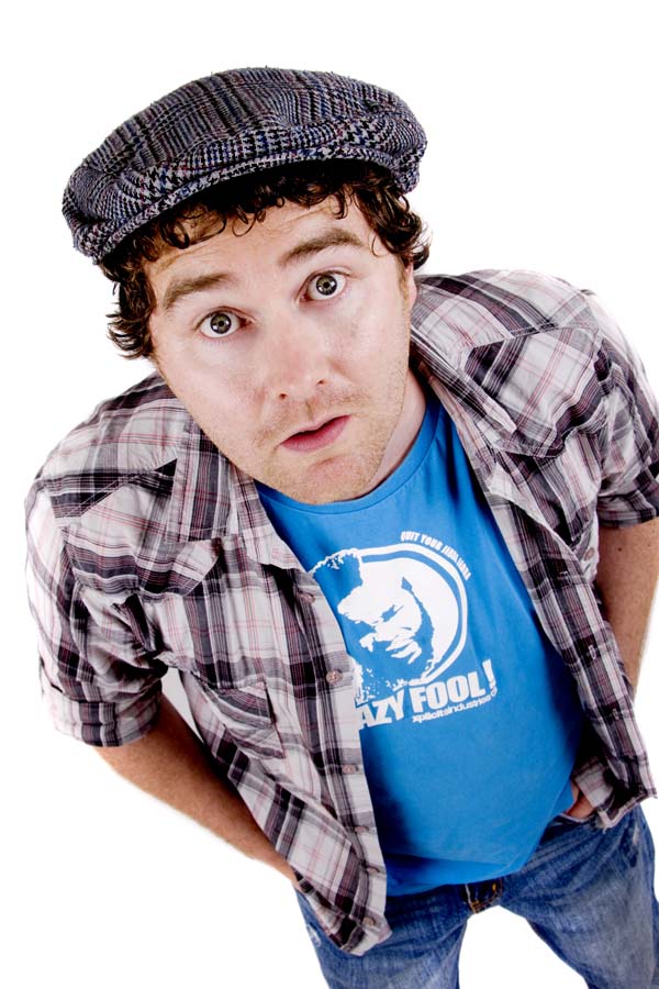 comedy cv - the UK's largest collection of comedians biogs and photos