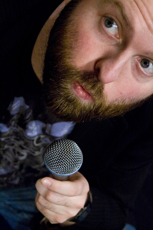 comedy cv - the UK's largest collection of comedians biogs and photos