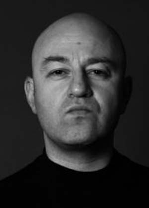 comedy cv - the UK's largest collection of comedians biogs and photos