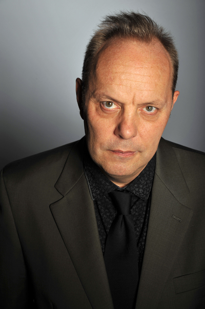 comedy cv - the UK's largest collection of comedians biogs and photos