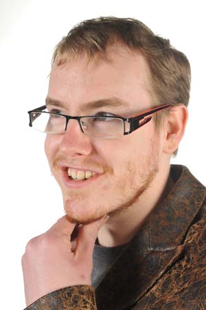 comedy cv - the UK's largest collection of comedians biogs and photos