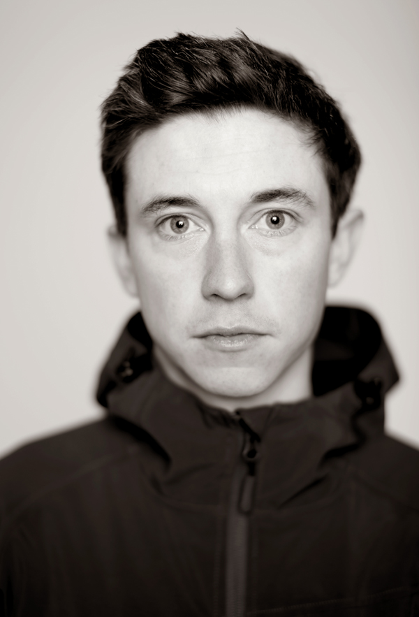 comedy cv - the UK's largest collection of comedians biogs and photos