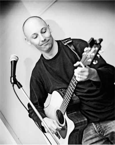 comedy cv - the UK's largest collection of comedians biogs and photos